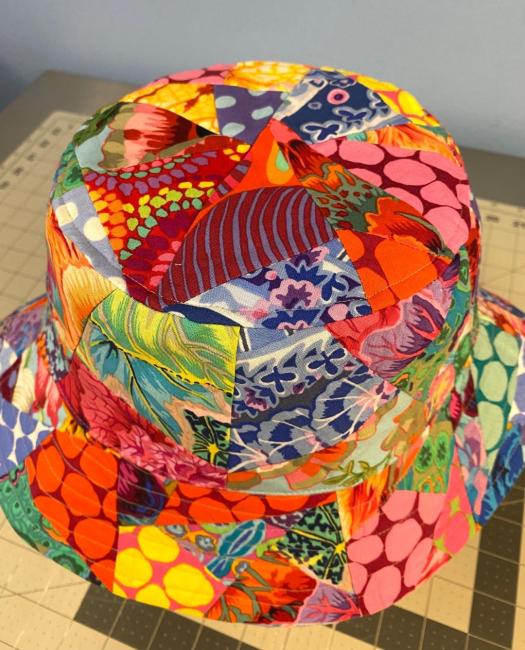 Crumb Hat Done and a Yard Tour – agilejack