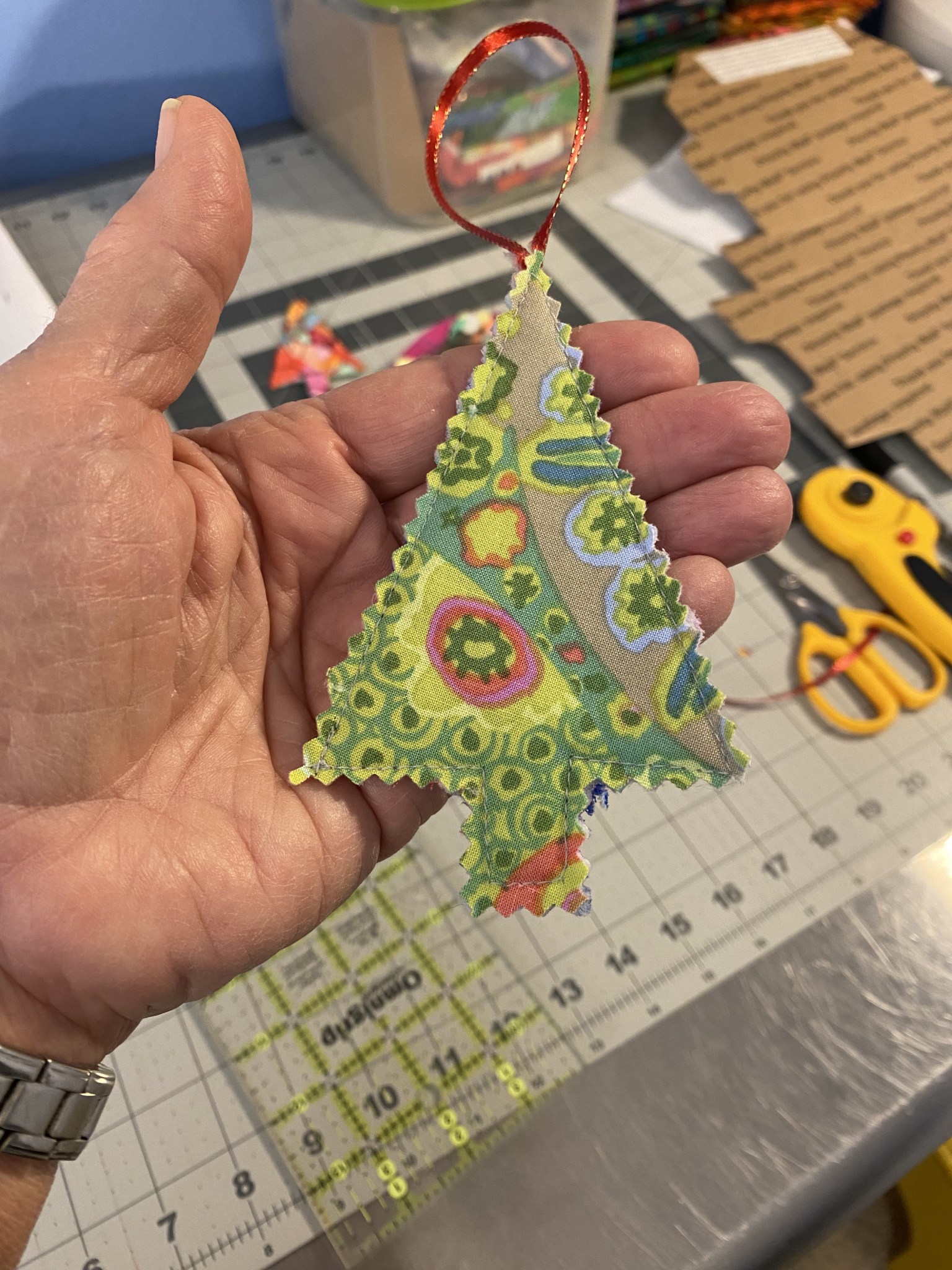 Lazy Rainy Day and Some Quick Crumby Gift Tags – agilejack