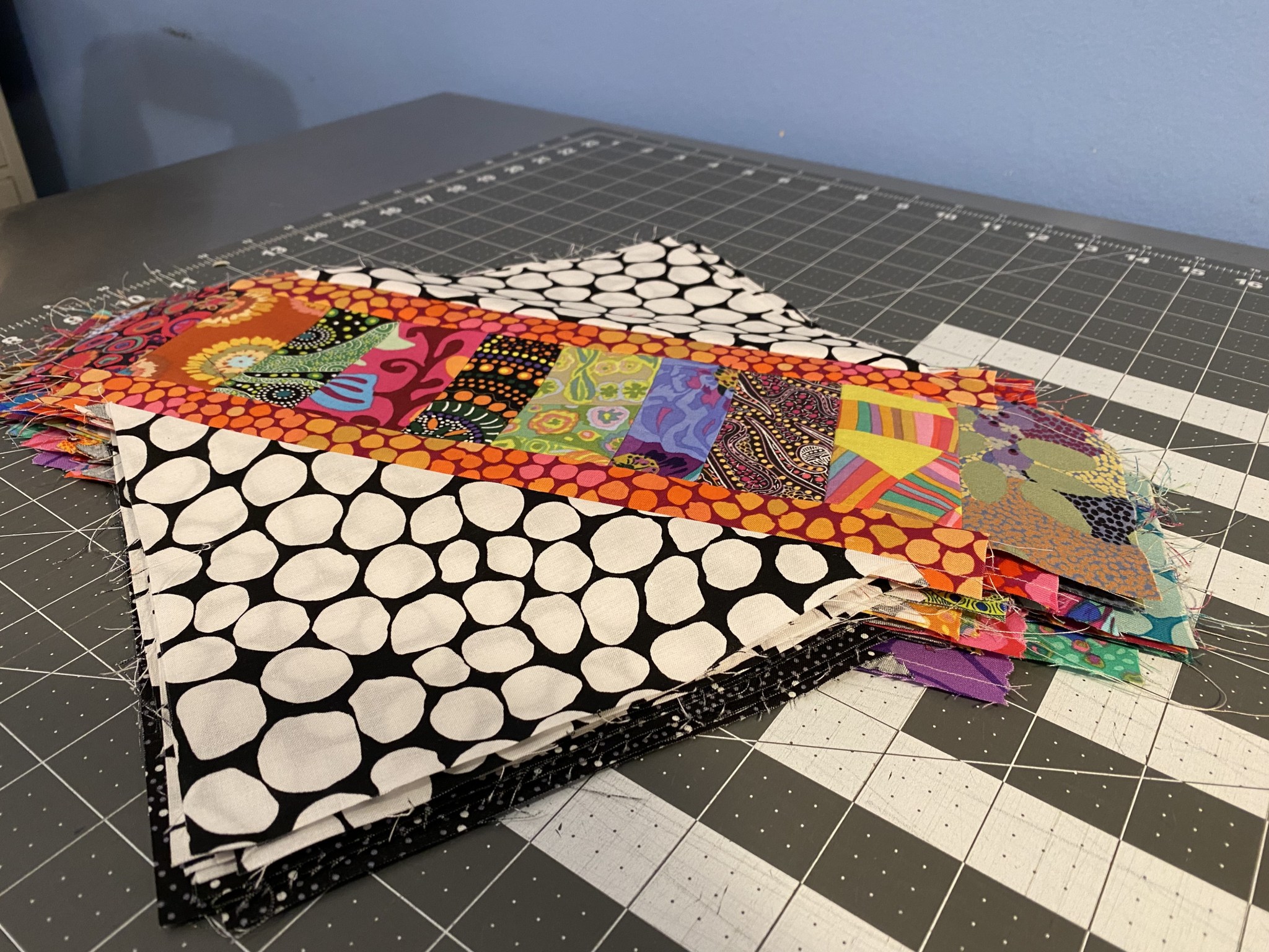 Sixteen More Fresh Start Blocks on My Design Wall – agilejack