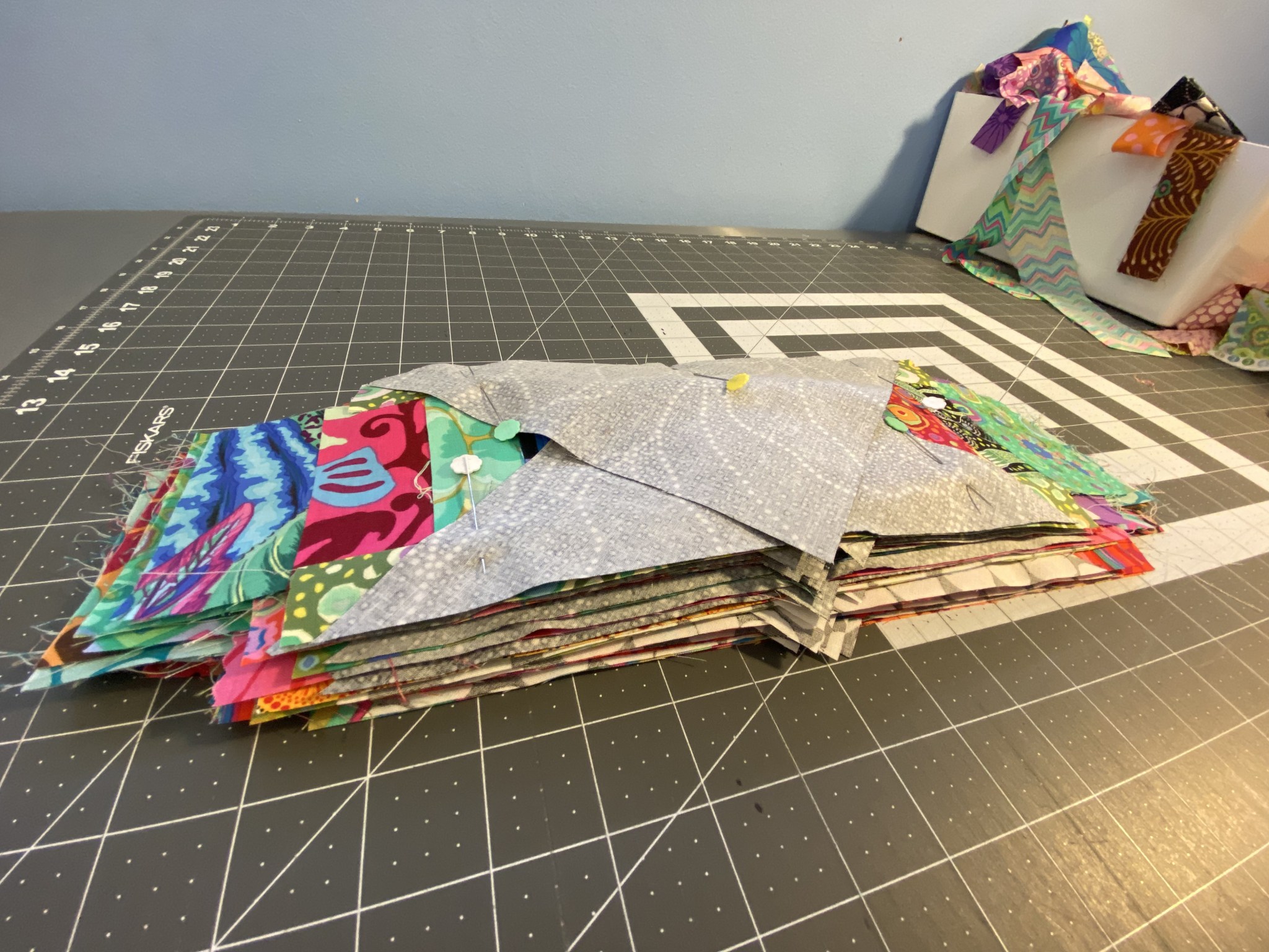 Sixteen More Fresh Start Blocks on My Design Wall – agilejack