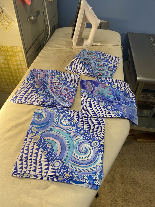 Agilejack’s Blue Swirly Quilt Tutorial – agilejack